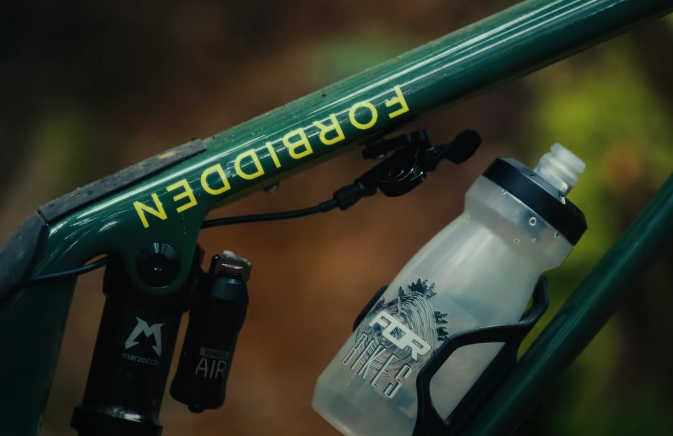 Dillon Butcher – Symbiosis: Entspannter Style im kanadischen Herbst ...