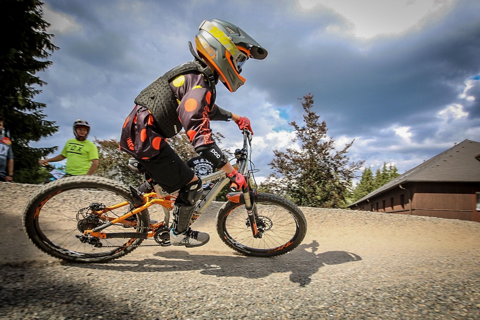 Deutsche Meisterschaft MTB Enduro im Trailcenter Rabenberg: Meister ...