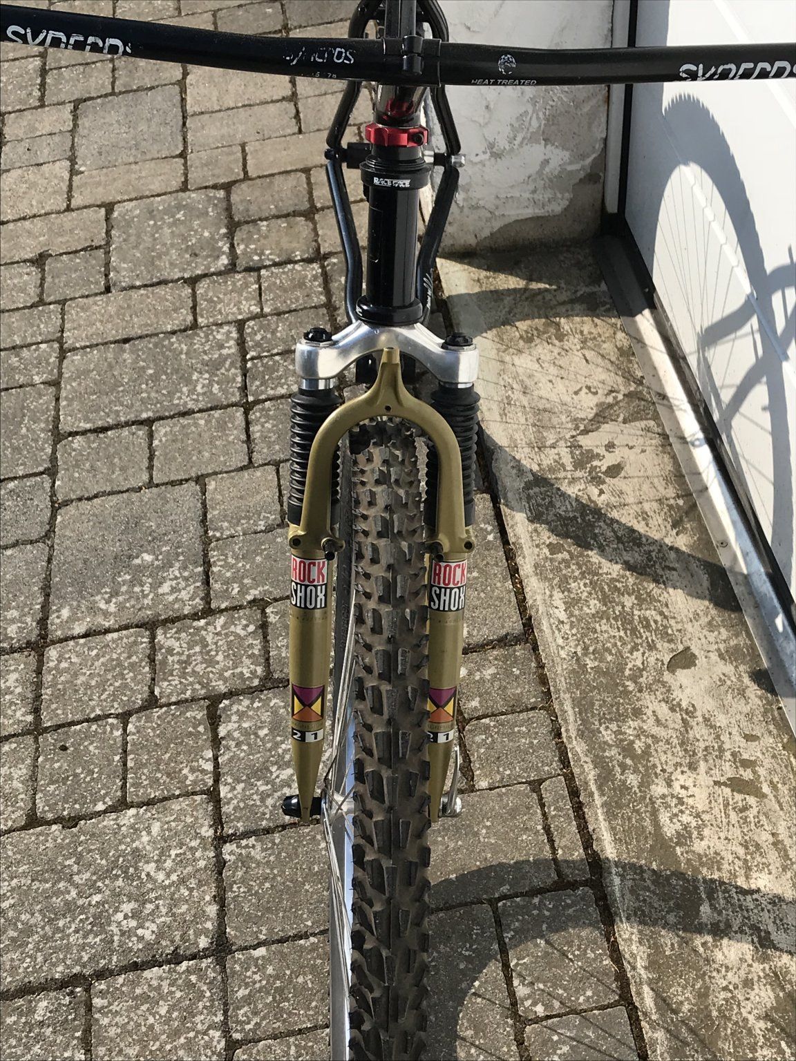 Verkaufe - VERKAUFT! Clark Kent Cromag Rahmen | MTB-News.de | IBC ...