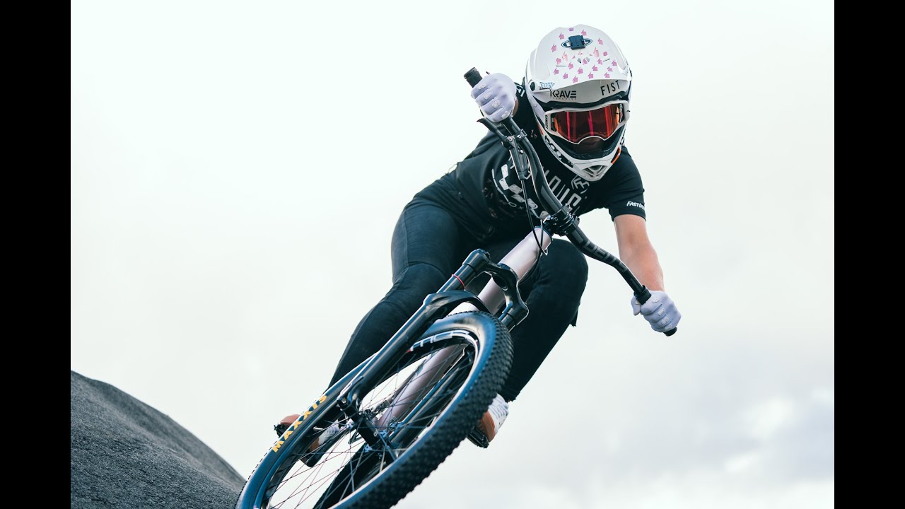 Ride Every Day – Caroline Buchanan: Vom BMX zur Freeride-Ikone - MTB ...